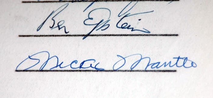 Mickey Mantle's signature through the years - Sports Collectors Digest