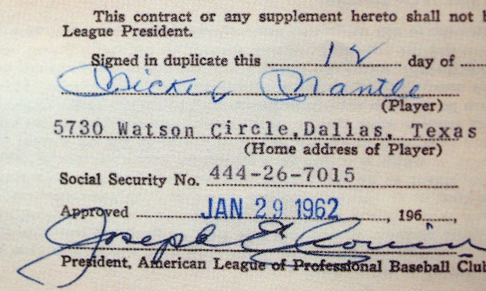 Mickey Mantle's signature through the years - Sports Collectors Digest