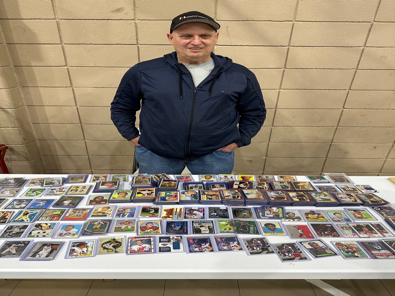 COUNTDOWN TO THE NATIONAL: Card shows help longtime dealer Larry Larson ...